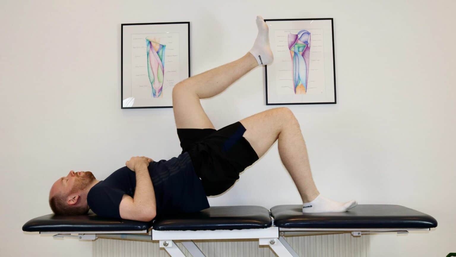 Snapping Hip Syndrome (Dancers Hip) explained by a Specialist